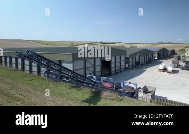 Messy farm buildings Stock Videos & Footage - HD and 4K Video Clips - Alamy
