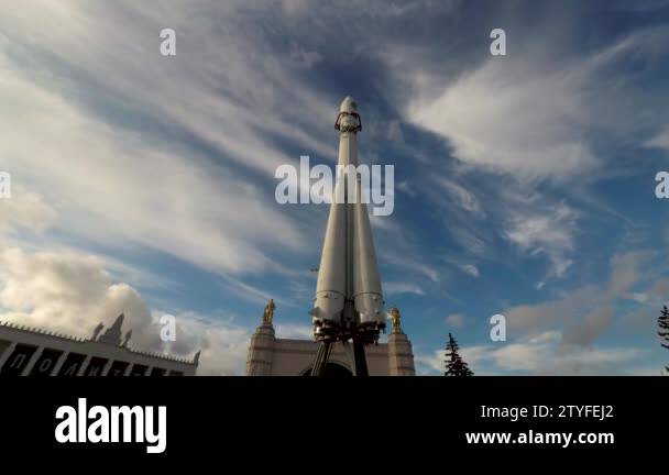 First spaceship Stock Videos & Footage - HD and 4K Video Clips - Alamy