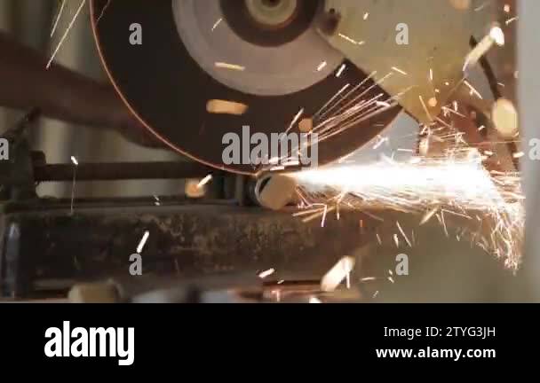 Using drop saw Stock Videos & Footage - HD and 4K Video Clips - Alamy