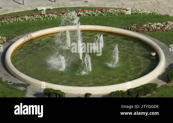 Circular spray Stock Videos & Footage - HD and 4K Video Clips - Alamy