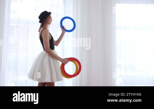Circle objects Stock Videos & Footage - HD and 4K Video Clips - Alamy