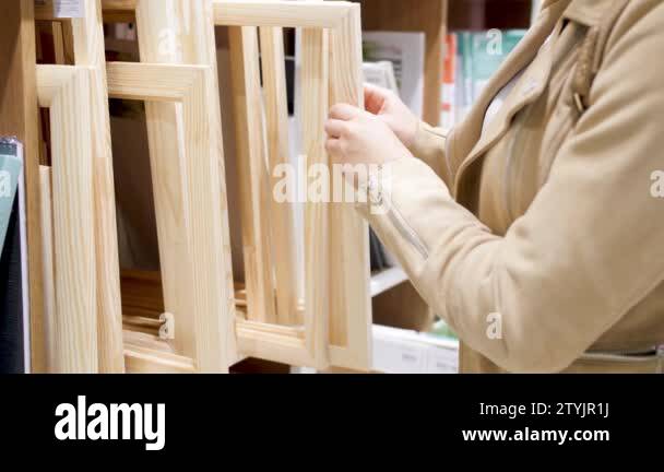 Best woman paintings Stock Videos & Footage - HD and 4K Video Clips - Alamy