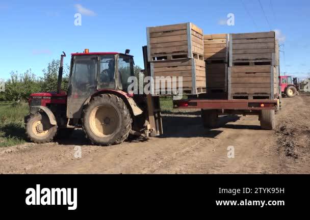 Trailer in orchard Stock Videos & Footage - HD and 4K Video Clips - Alamy