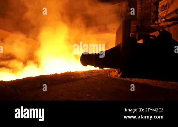 Modern steel plant Stock Videos & Footage - HD and 4K Video Clips - Alamy