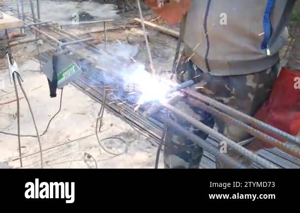Reinforcing rods Stock Videos & Footage - HD and 4K Video Clips - Alamy