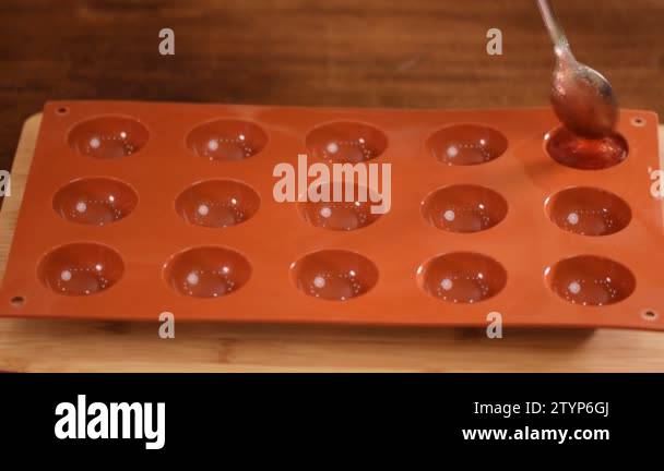 Puree food mold Stock Videos & Footage - HD and 4K Video Clips - Alamy