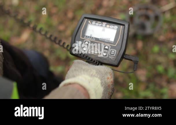 Man using metal detector Stock Videos & Footage - HD and 4K Video Clips ...