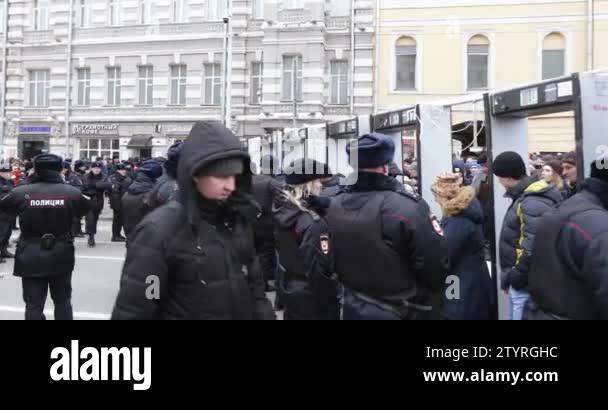 Scope framework Stock Videos & Footage - HD and 4K Video Clips - Alamy