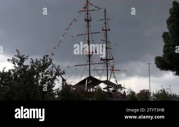 Pirate sail ships boats Stock Videos & Footage - HD and 4K Video Clips ...