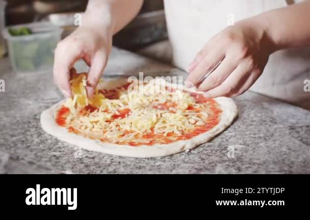Real pepperoni pizza, cooking method, Italian chef prepares real ...