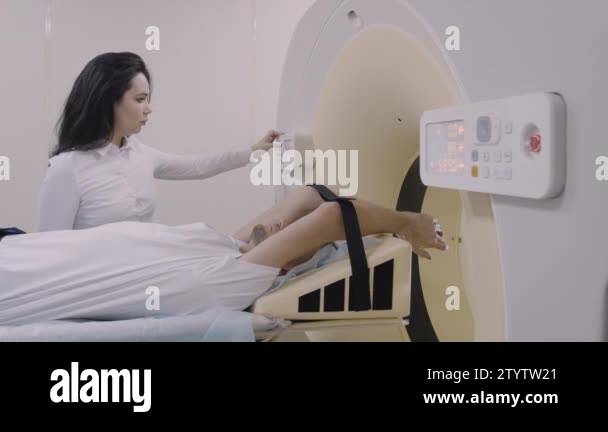 Nurse switch on ct-scan for diagnostics scanning procedure Stock Video ...