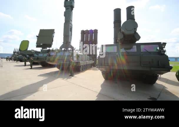 Anti-aircraft missile system S-300V Stock Video Footage - Alamy