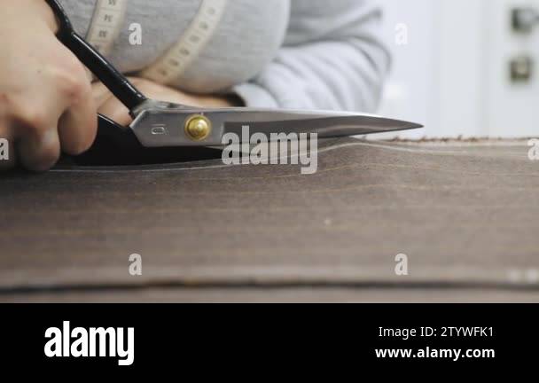 Tailor scissors suit Stock Videos & Footage - HD and 4K Video Clips - Alamy