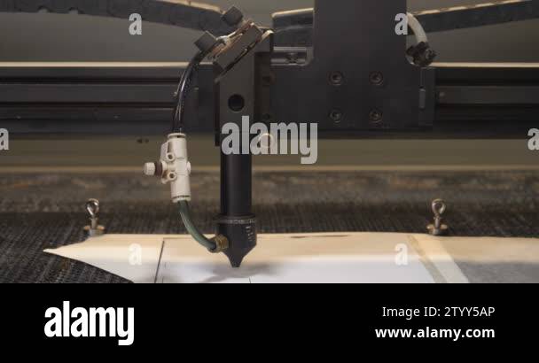 Automatic single head single needle computer embroidery machine ...
