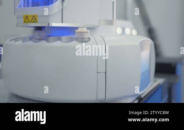 Pharmaceutical manufacturing line at factory. Pharmaceutical quality ...