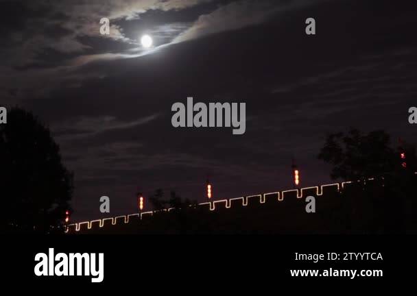 China moon gate Stock Videos & Footage - HD and 4K Video Clips - Alamy