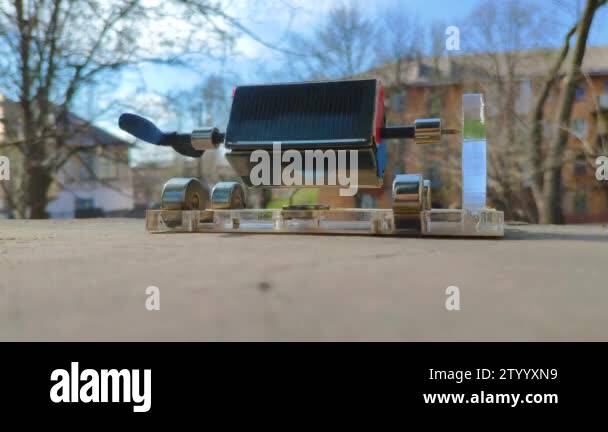 Magnet perpetual motion machine Stock Videos & Footage - HD and 4K ...