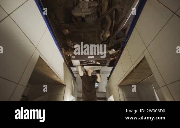 Full service station Stock Videos & Footage - HD and 4K Video Clips - Alamy