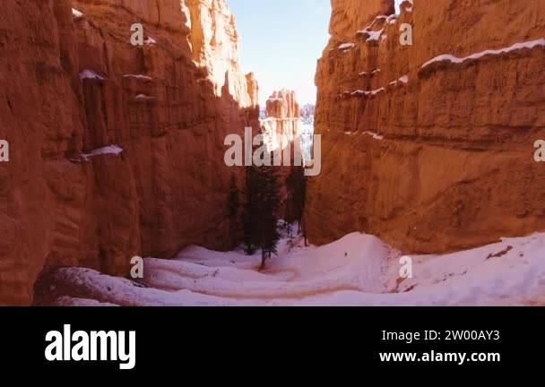 Canyon loop trail Stock Videos & Footage - HD and 4K Video Clips - Alamy