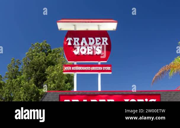 Trader joes brand Stock Videos & Footage - HD and 4K Video Clips - Alamy