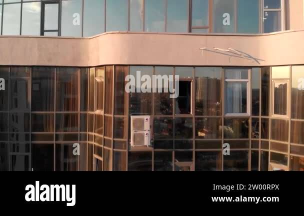 Window windows hi Stock Videos & Footage - HD and 4K Video Clips - Alamy