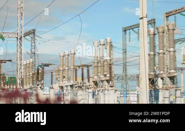 Electrical transmission cables Stock Videos & Footage - HD and 4K Video ...