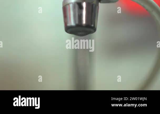 Gota de agua agua Stock Videos & Footage - HD and 4K Video Clips - Alamy