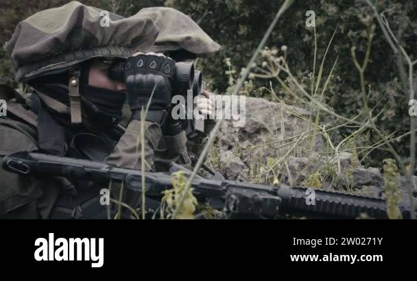 Israeli soldiers in a surveillance and reconnaissance mission using ...