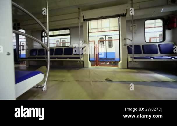 Metro coach Stock Videos & Footage - HD and 4K Video Clips - Alamy