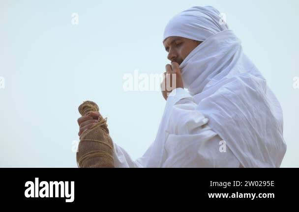 Thirst in desert Stock Videos & Footage - HD and 4K Video Clips - Alamy