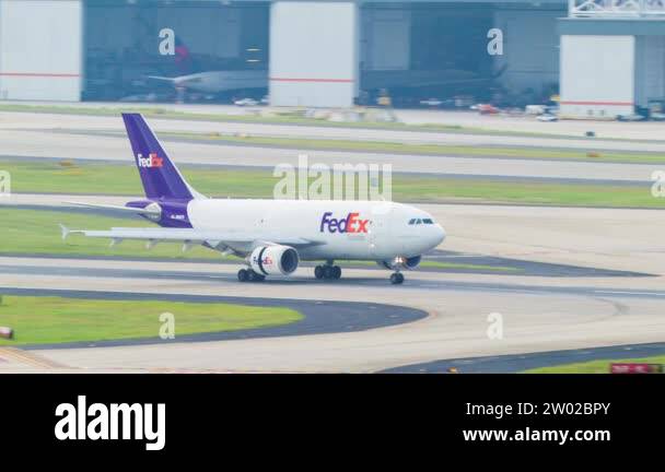 FedEx Express Airbus A310 Cargo Airplane Landing at Hartsfield Jackson ...