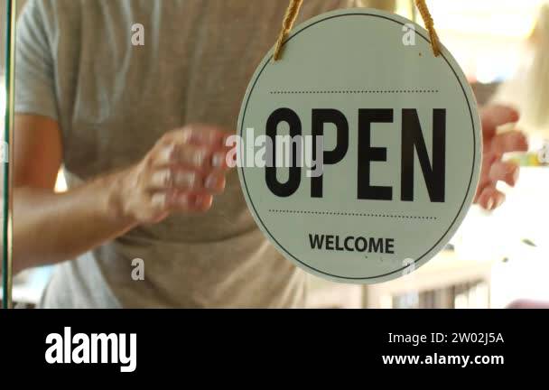 Store closing board Stock Videos & Footage - HD and 4K Video Clips - Alamy