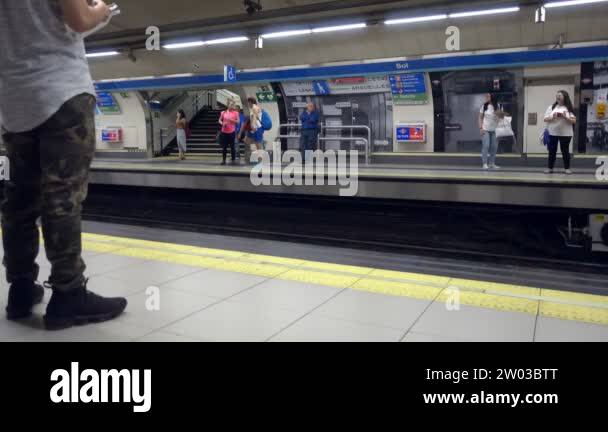 Line 1 madrid metro Stock Videos & Footage - HD and 4K Video Clips - Alamy