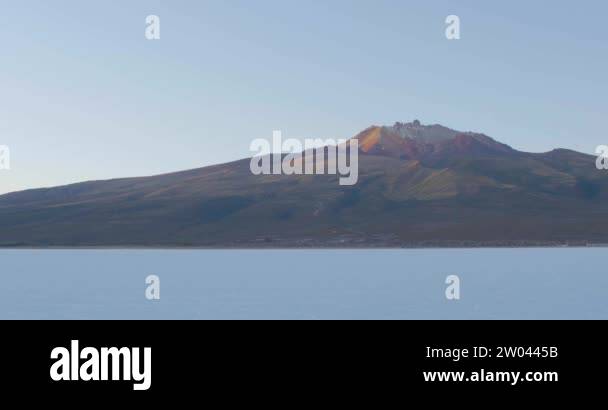 Uyuni salt plain Stock Videos & Footage - HD and 4K Video Clips - Alamy