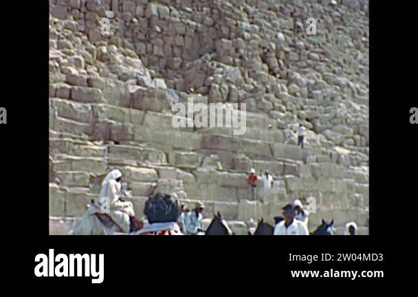 Giza pyramid egyptian bedouin men Stock Videos & Footage - HD and 4K ...