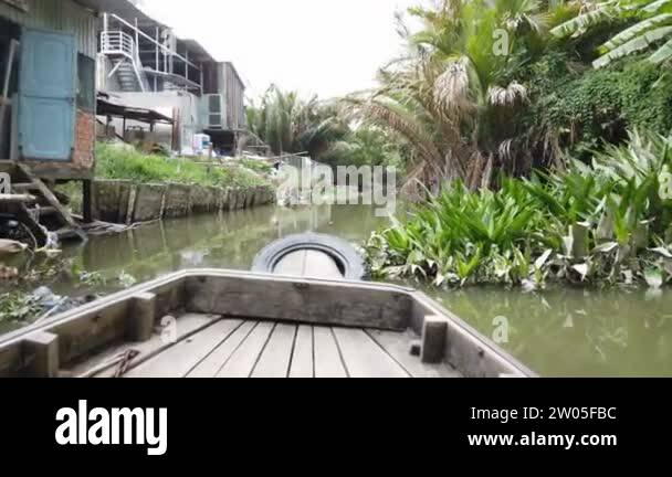 Can boat Stock Videos & Footage - HD and 4K Video Clips - Alamy