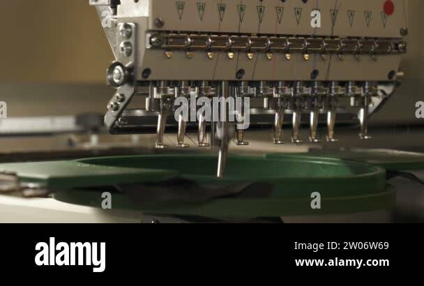 Automatic single head single needle computer embroidery machine ...