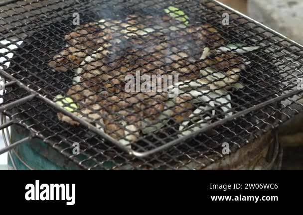 Slow motion South Korean restaurant prepping inshore hagfish for ...