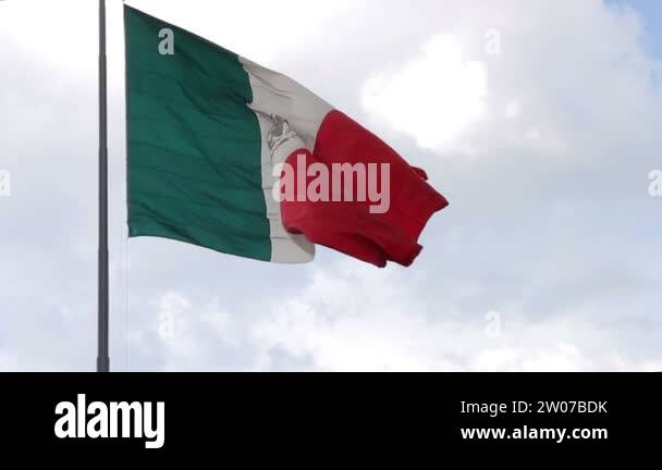 Mexican wave mexico Stock Videos & Footage - HD and 4K Video Clips - Alamy
