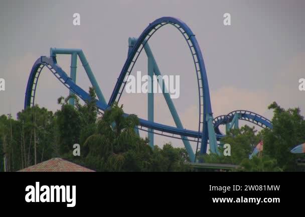 Manta Flying Rollercoaster at Seaworld Adventure Park in Orlando ...
