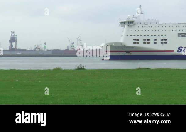 Seafaring vessels Stock Videos & Footage - HD and 4K Video Clips - Alamy