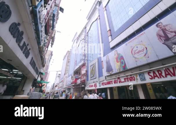 CHENNAI, INDIA - APRIL 05, 2019: biggest shopping area with famous ...
