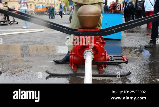 Hand fire pump Stock Videos & Footage - HD and 4K Video Clips - Alamy