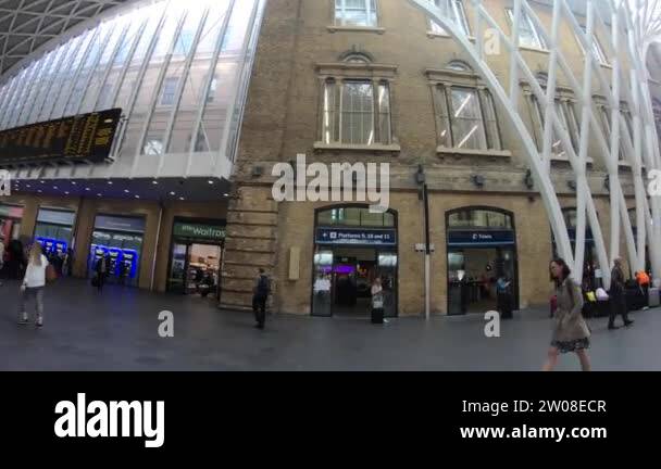 Escalators in kings cross Stock Videos & Footage - HD and 4K Video ...