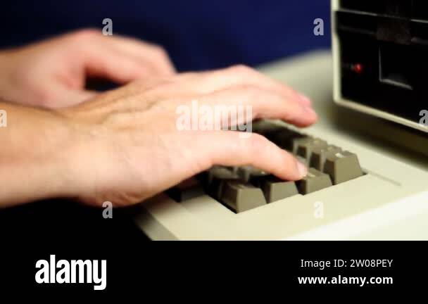 1980s computer Stock Videos & Footage - HD and 4K Video Clips - Alamy