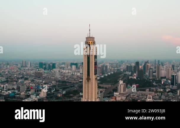Siam and Rachathewi districts aerial views, rooftop bar, in Bangkok ...