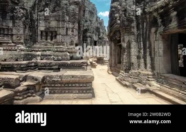 Angkor thom towers Stock Videos & Footage - HD and 4K Video Clips - Alamy