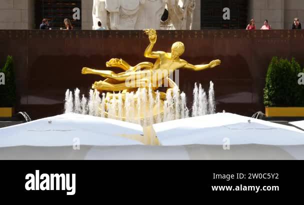 Prometheus sculpture 1934 paul Stock Videos & Footage - HD and 4K Video ...
