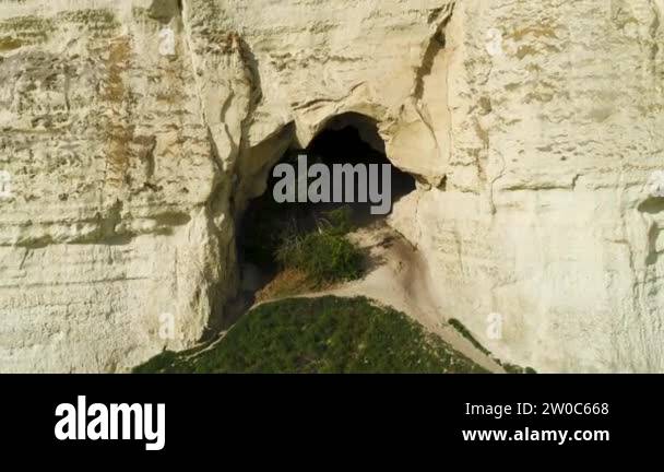 Cleft in a rock Stock Videos & Footage - HD and 4K Video Clips - Alamy