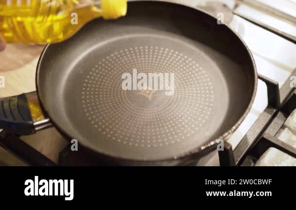 Hand pouring cooking oil Stock Videos & Footage - HD and 4K Video Clips ...